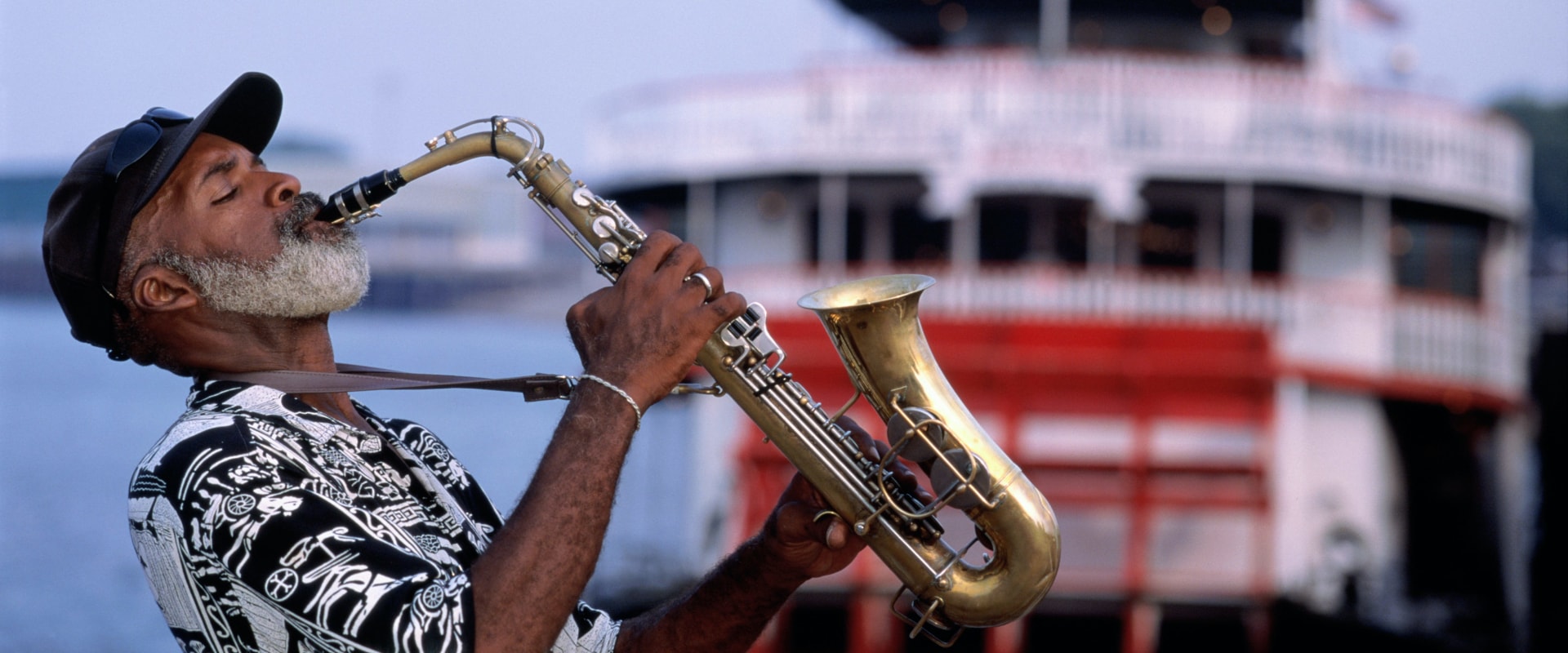 What is the best way to get around new orleans?